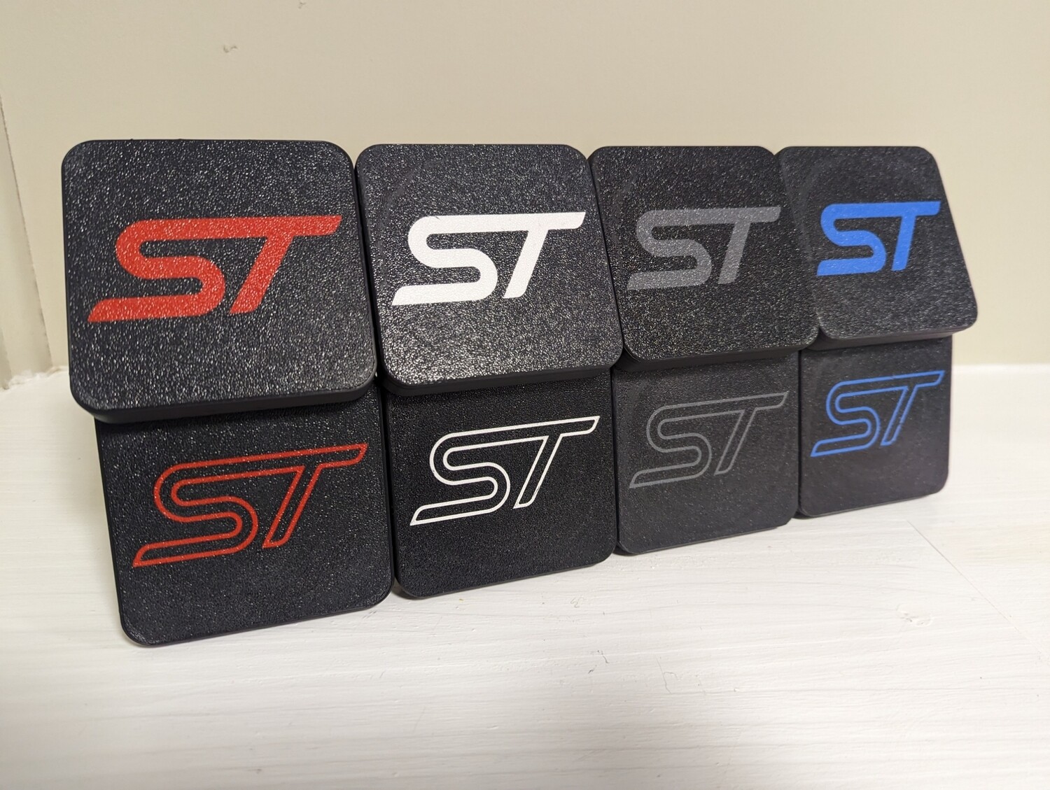 Explorer ST Hitch Plug