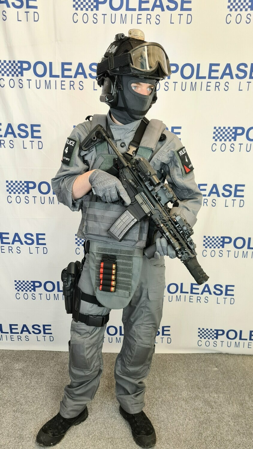 CT-SFO Counter Terrorist Specialist Firearms Officer with Balaclava ...