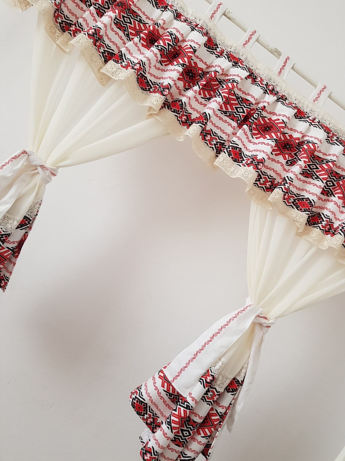 Perdea bucatarie motive traditionale/ rustice