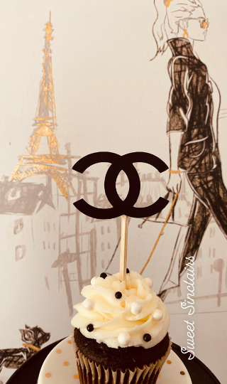 12 Luxury Designer Shopping cupcake toppers of one style, Girl's night ...