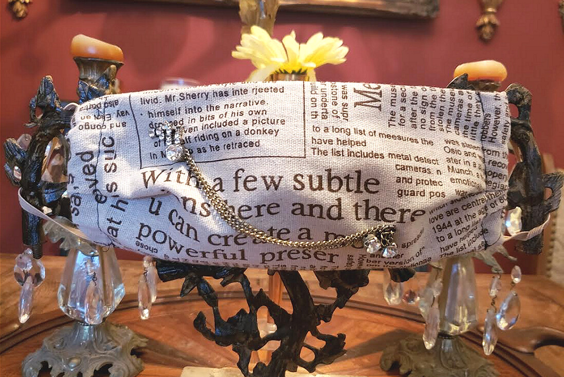 Newspaper Mask – Store