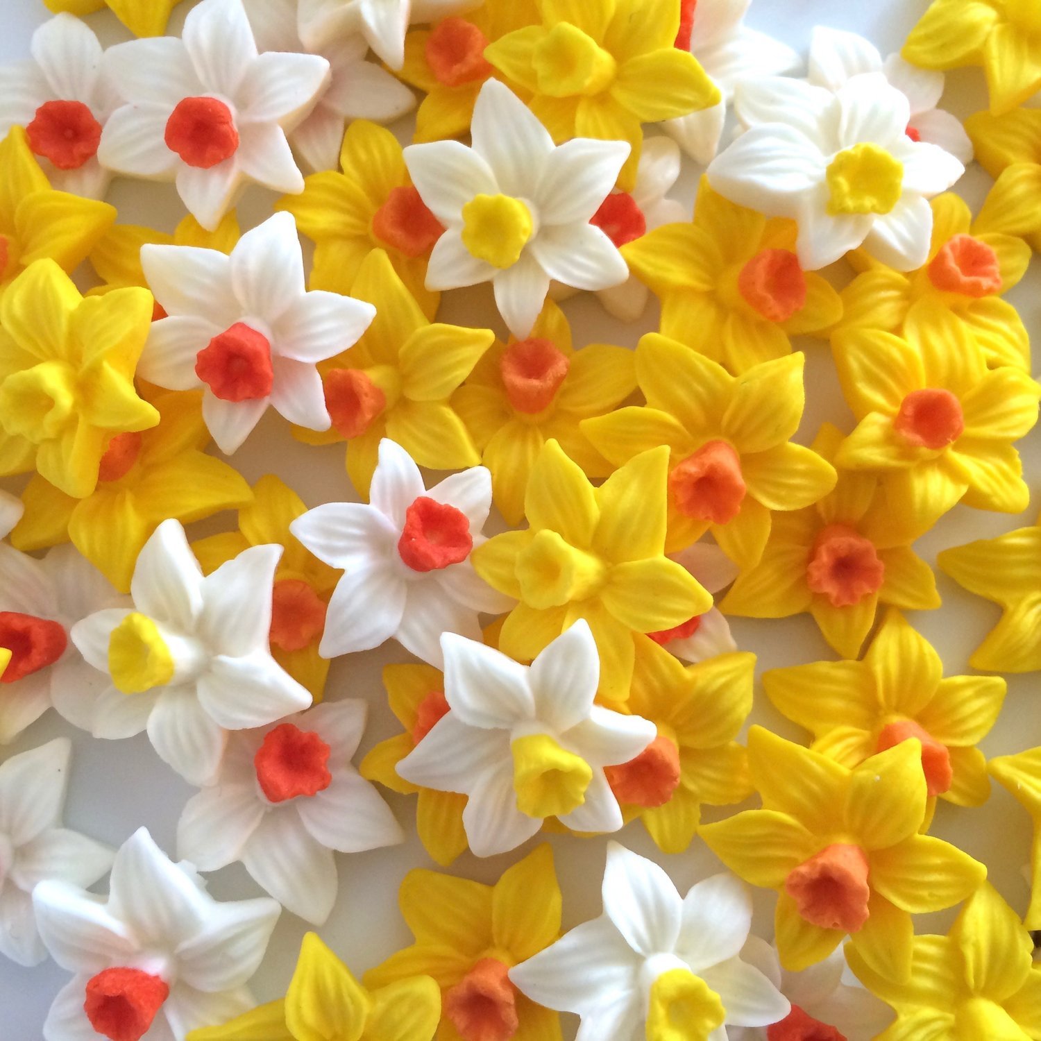 Mixed Daffodils Edible Sugar Flowers Cake Decorations