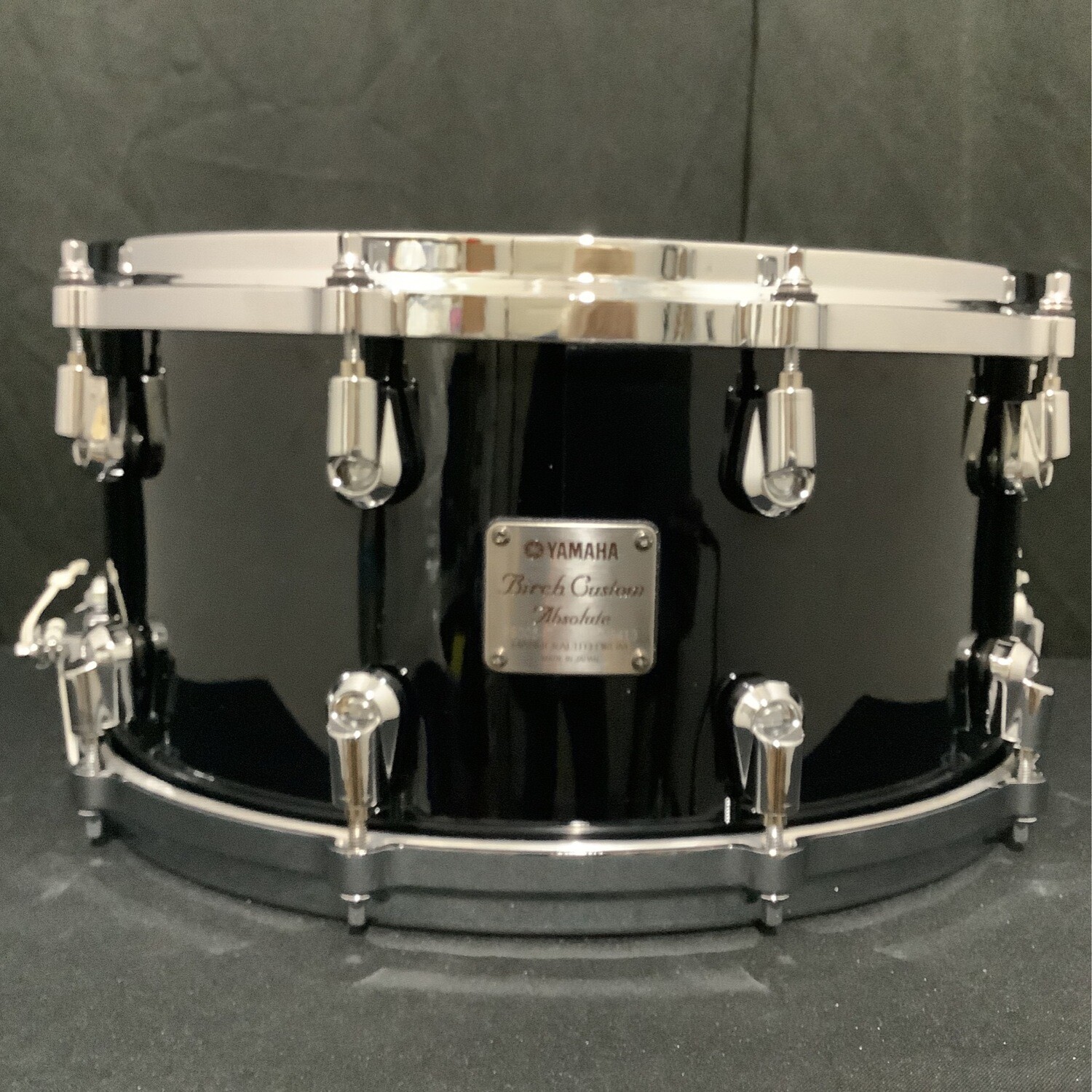 Yamaha Birch Custom Absolute 14" x 7" Snare Drum