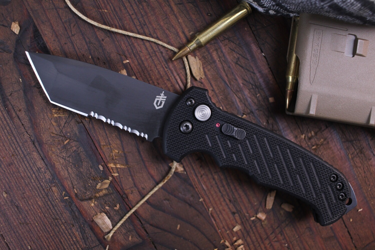 Gerber Auto 06 3.6" Auto Flipper / Black G10 / Black Partially Serrated ...