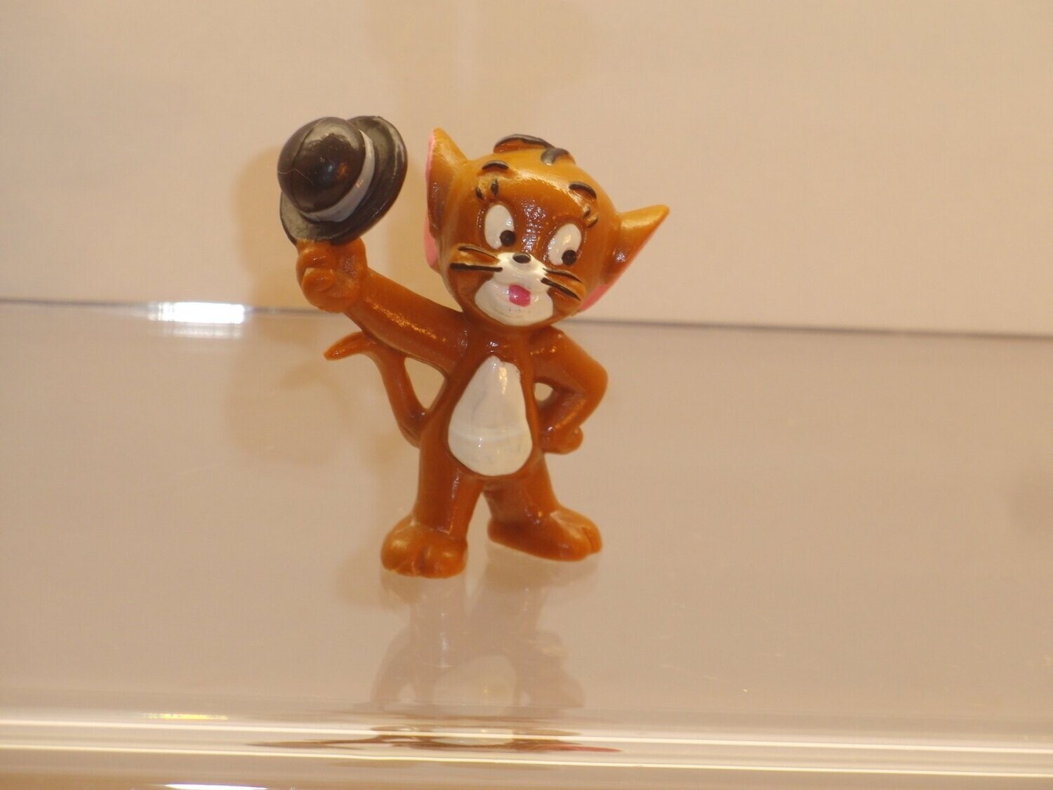 Tom & Jerry: Bully 80er Jahre: Jerry mit Hut