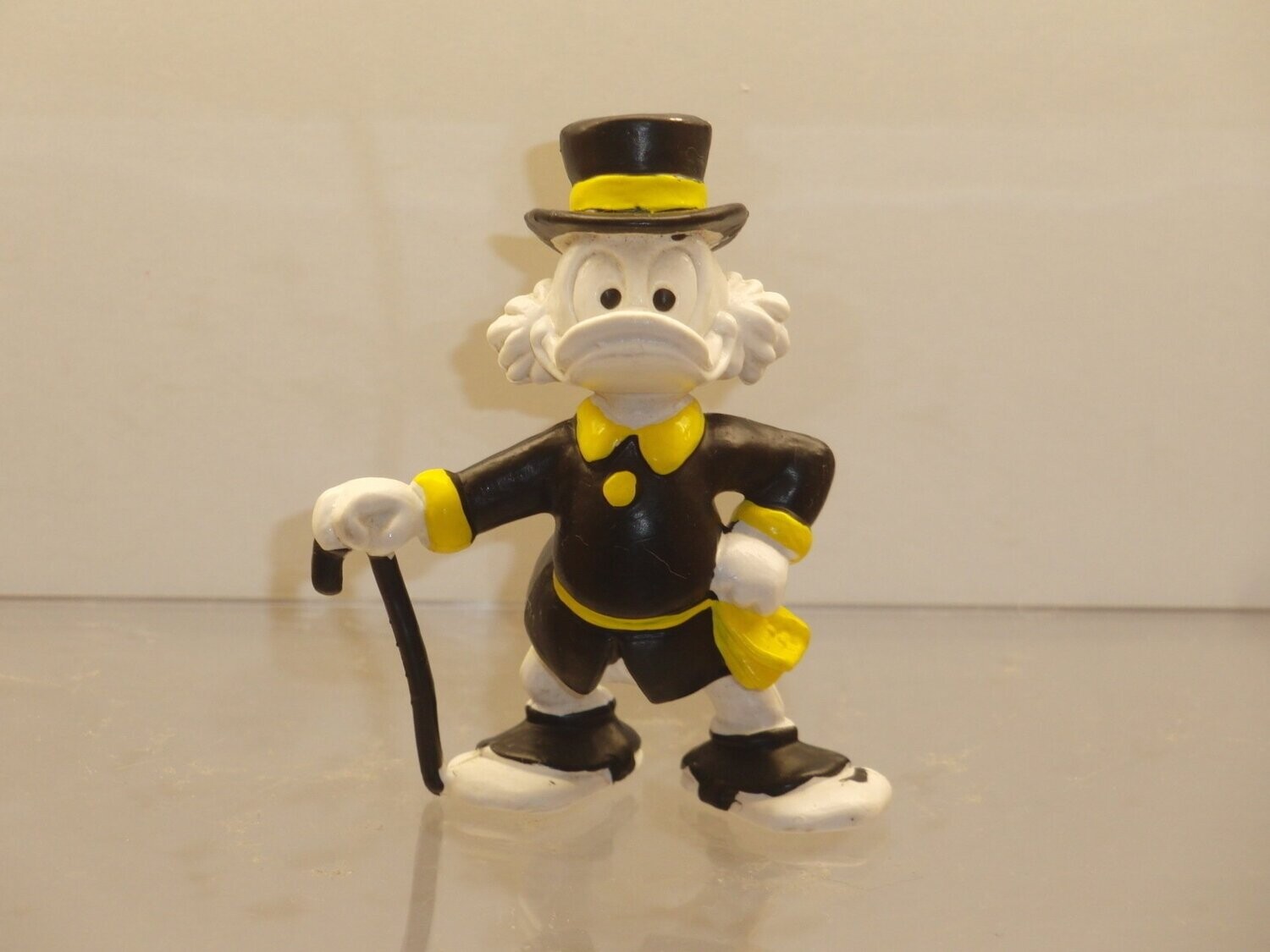 Disney Dagobert Duck: Bully 80er Jahre: Classic Dagobert Duck schwarz/gelb