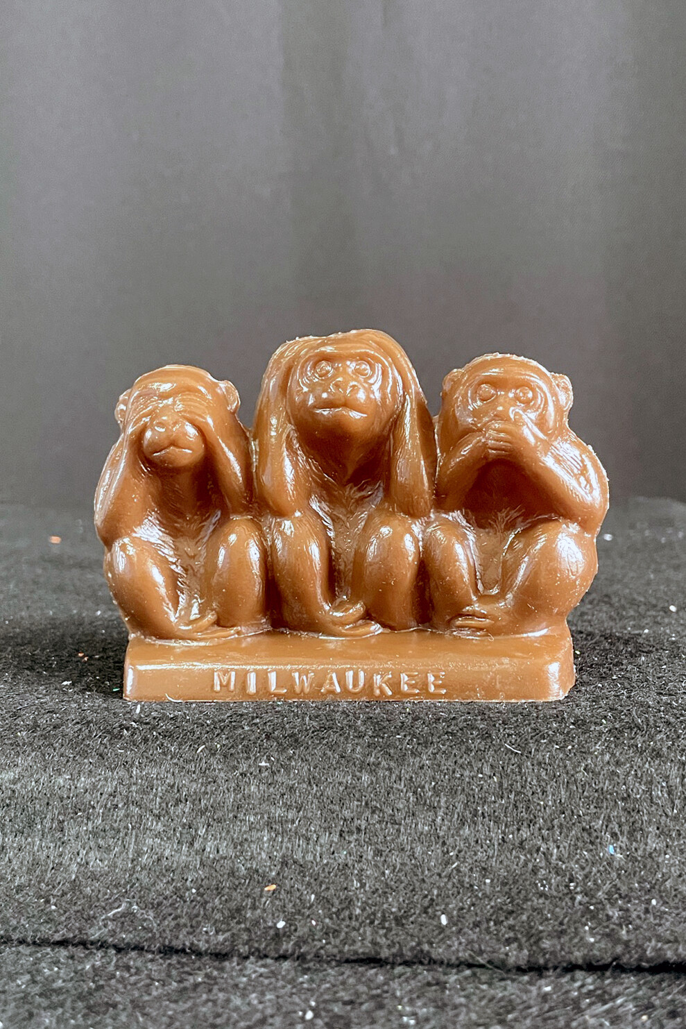Plastic Three Monkeys Souvenir [Milwaukee County Zoo] | Mold-A-Rama Inc.