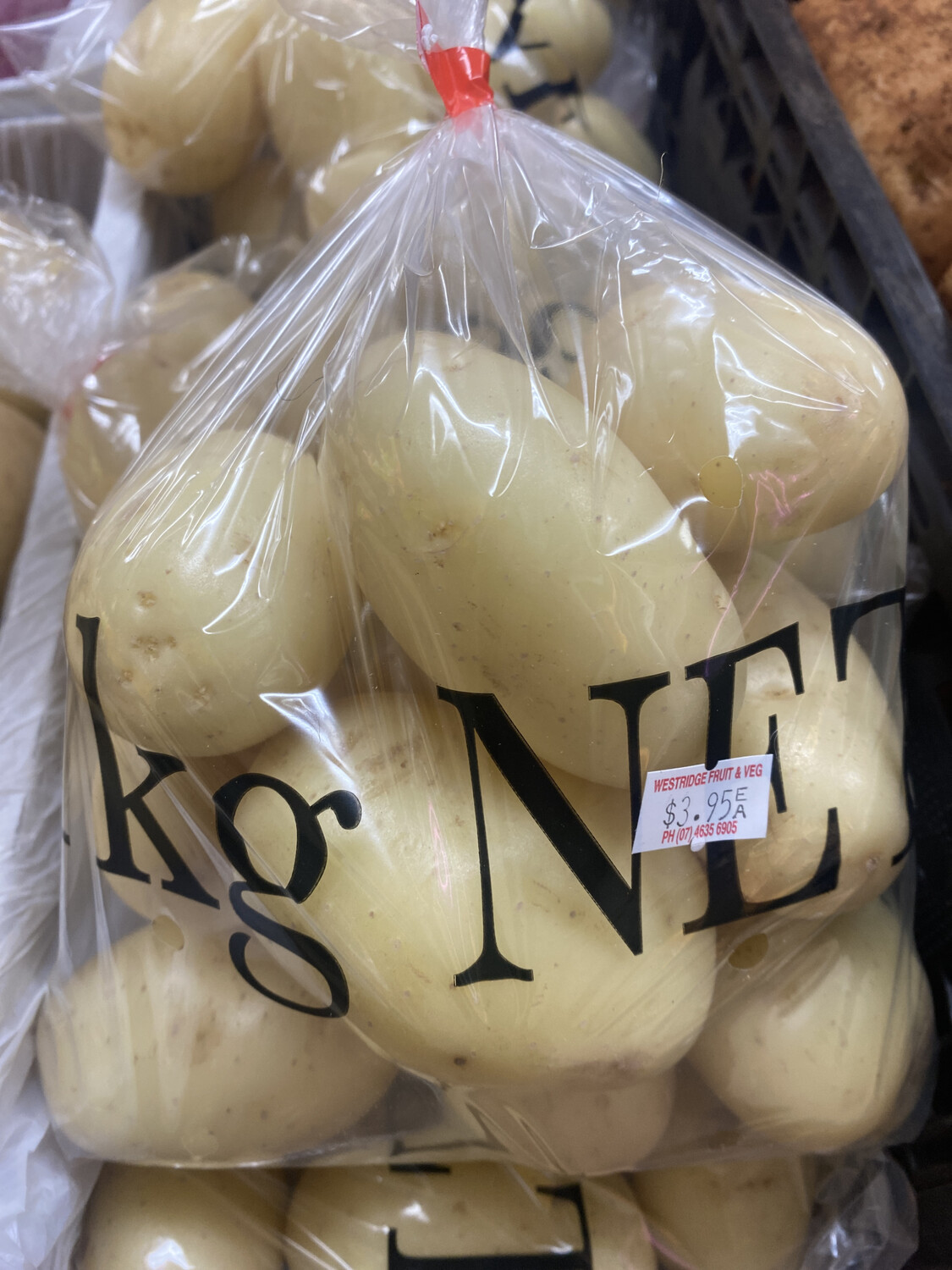 Potatoes 1kg Bag White Chats