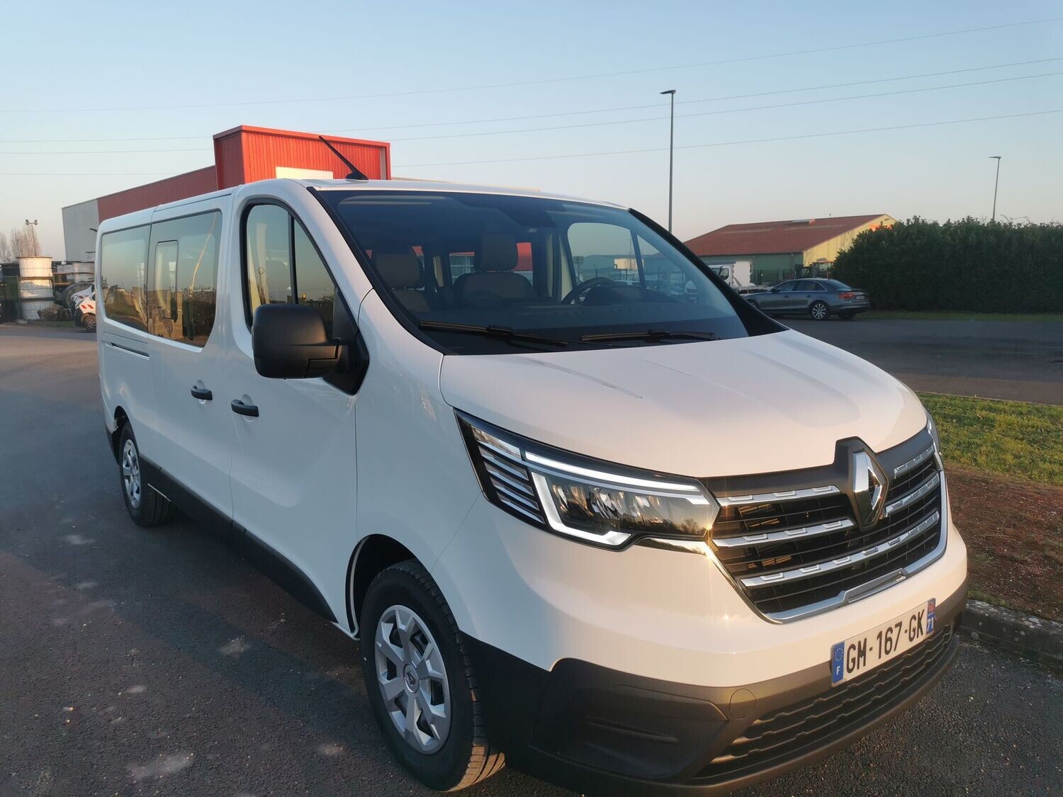 Renault Trafic 9 places 150 cv "DISPONIBLE"