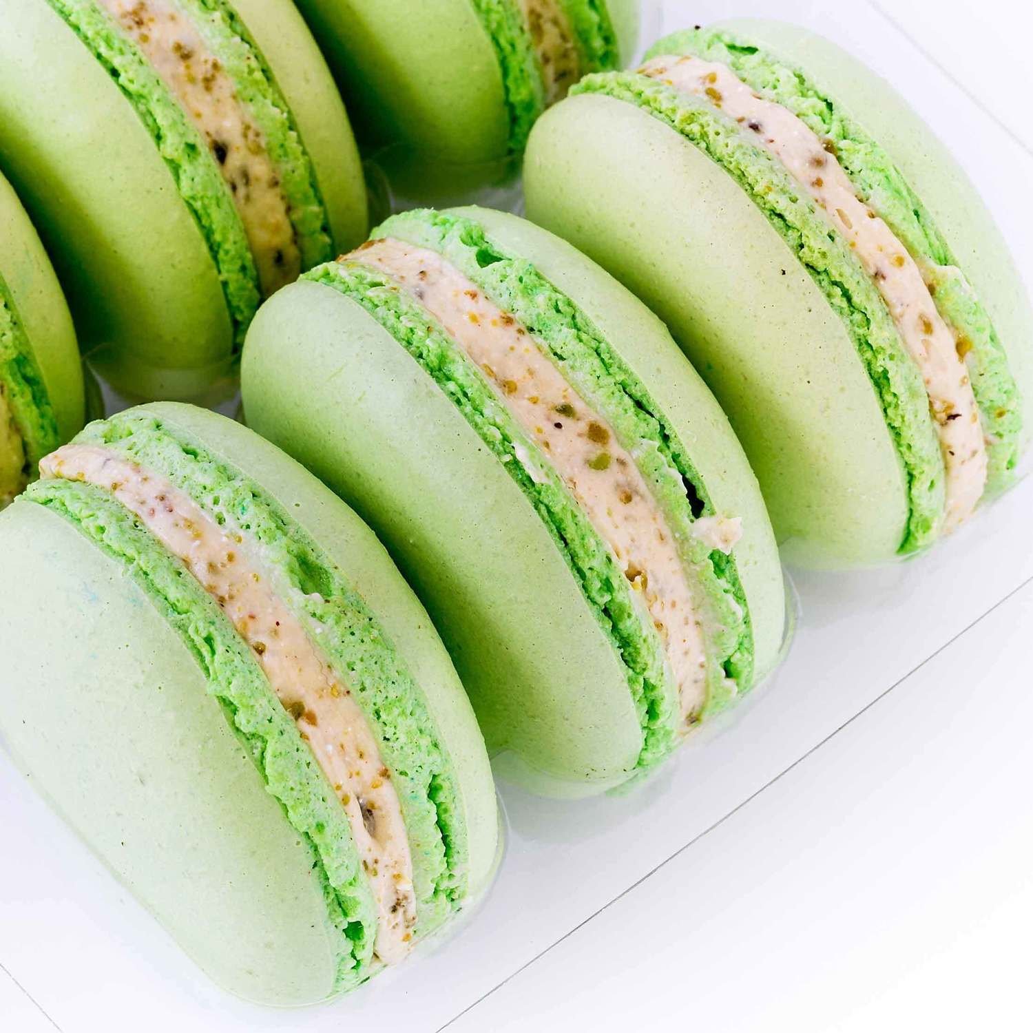 20 Pistachio Macaroons