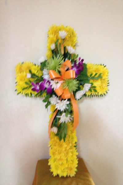 Cross Wreaths – Nikko's Creations – Flowers For All Occasions
