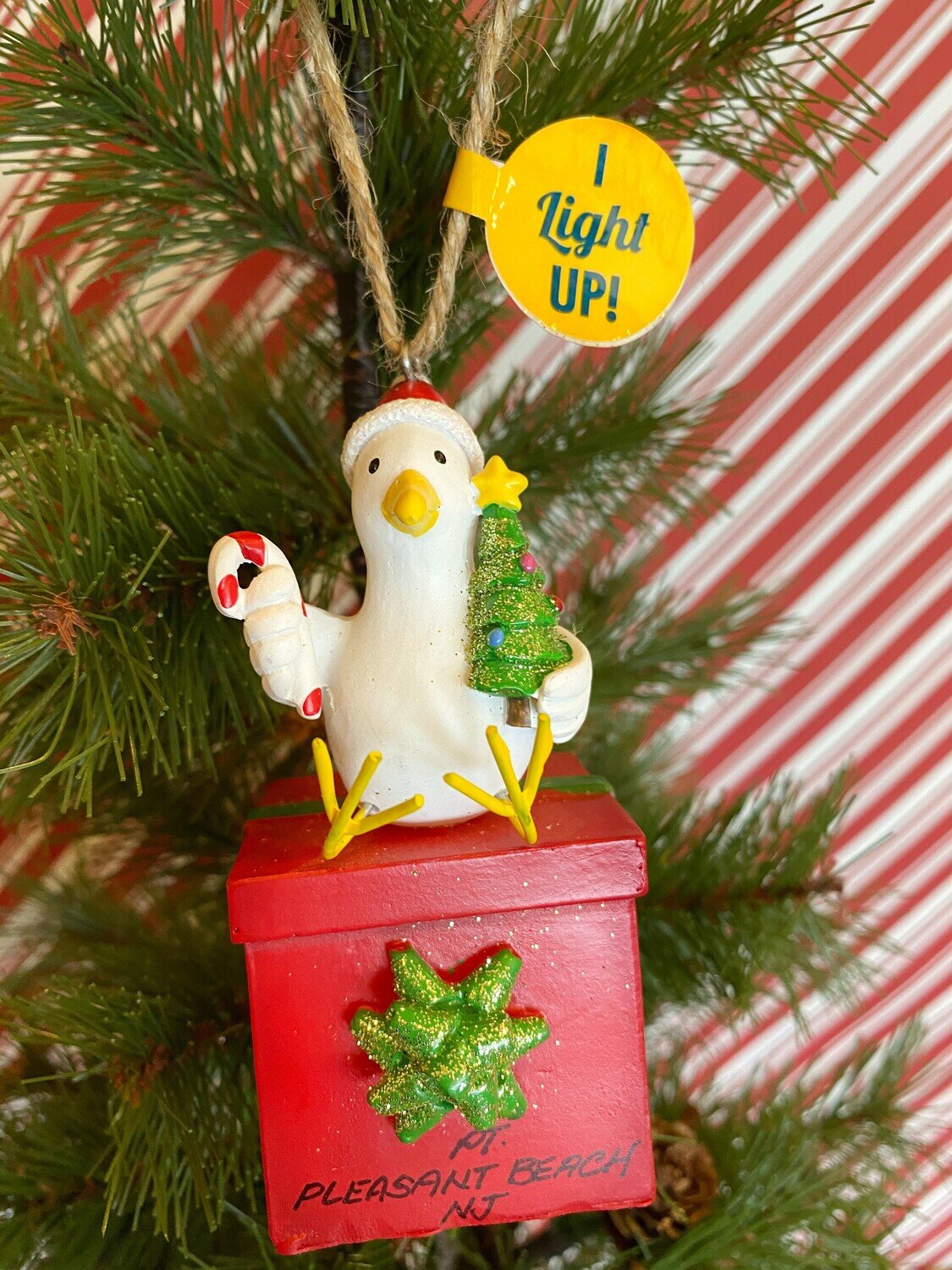 Seagull on Present Light-up Ornament