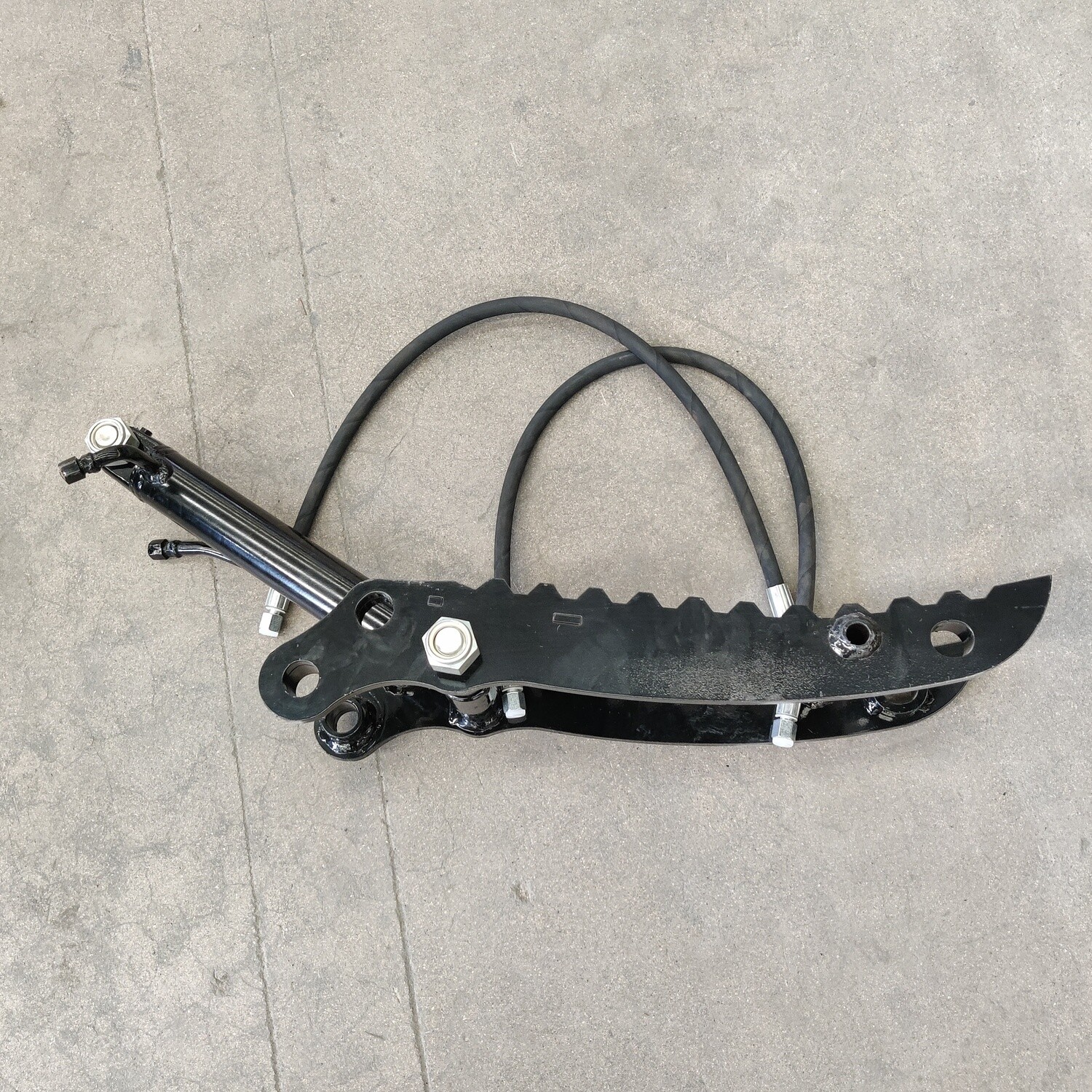 Budget Style Hydraulic Thumb Clip Attachment for Mini Excavators Digger ...