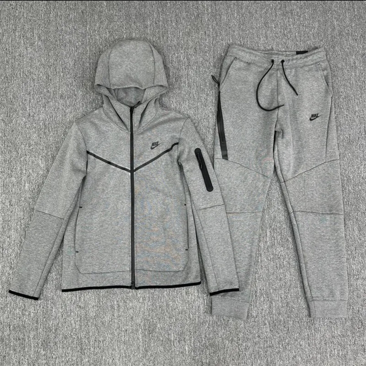 Tuta Nike Sportswear Tech Fleece