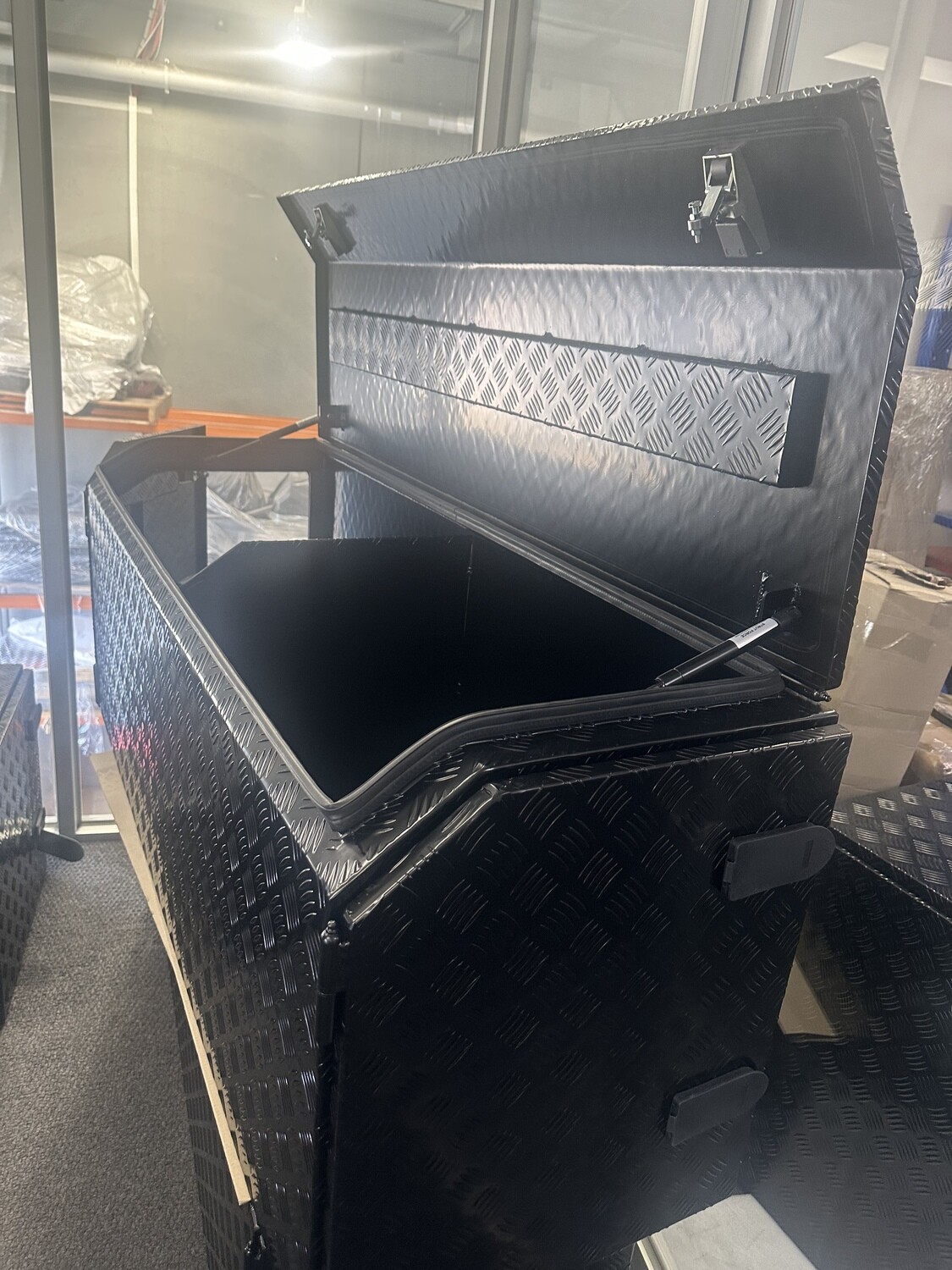 TB 755 /2 Caravan toolbox 3 door