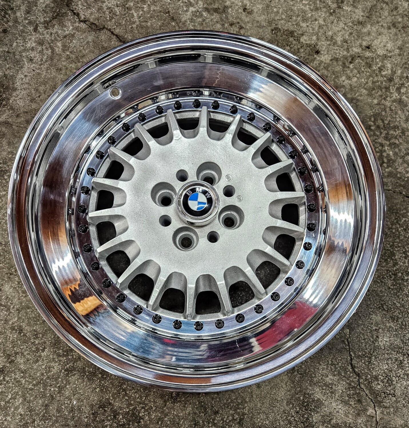 Bottle cap 3 piece wheels 4x100