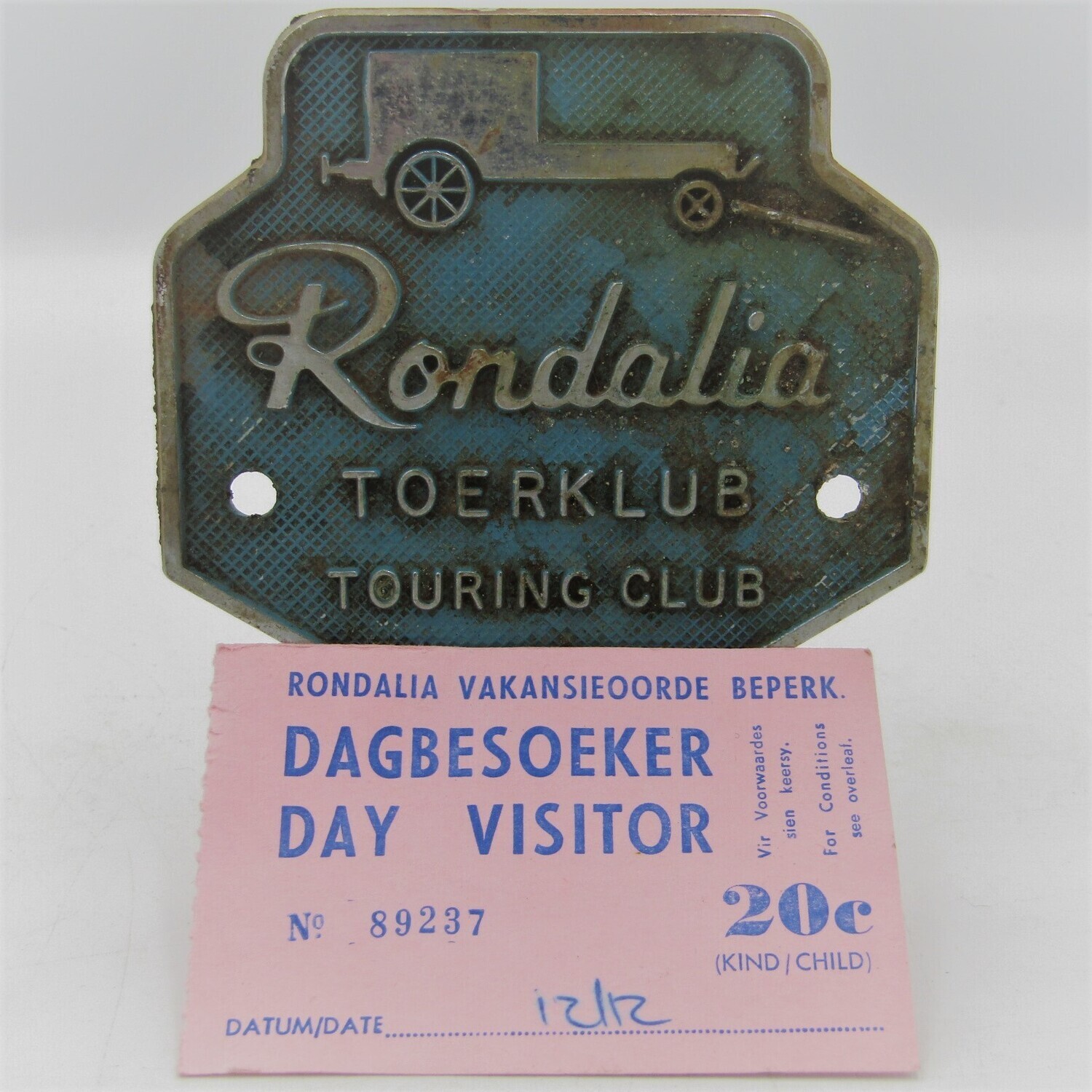 Rondalia Touring club car badge with day visitor pass ticket