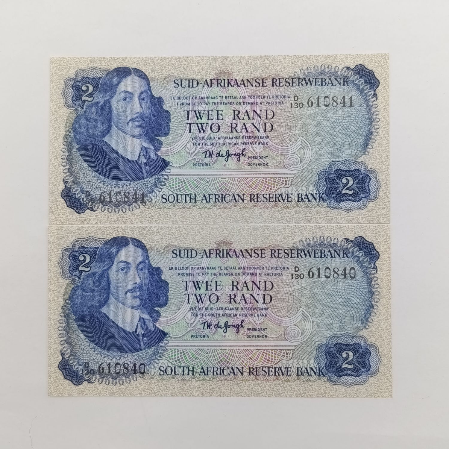 TW de Jongh 2nd issue uncirculated pair of R2 notes with consecutive ...