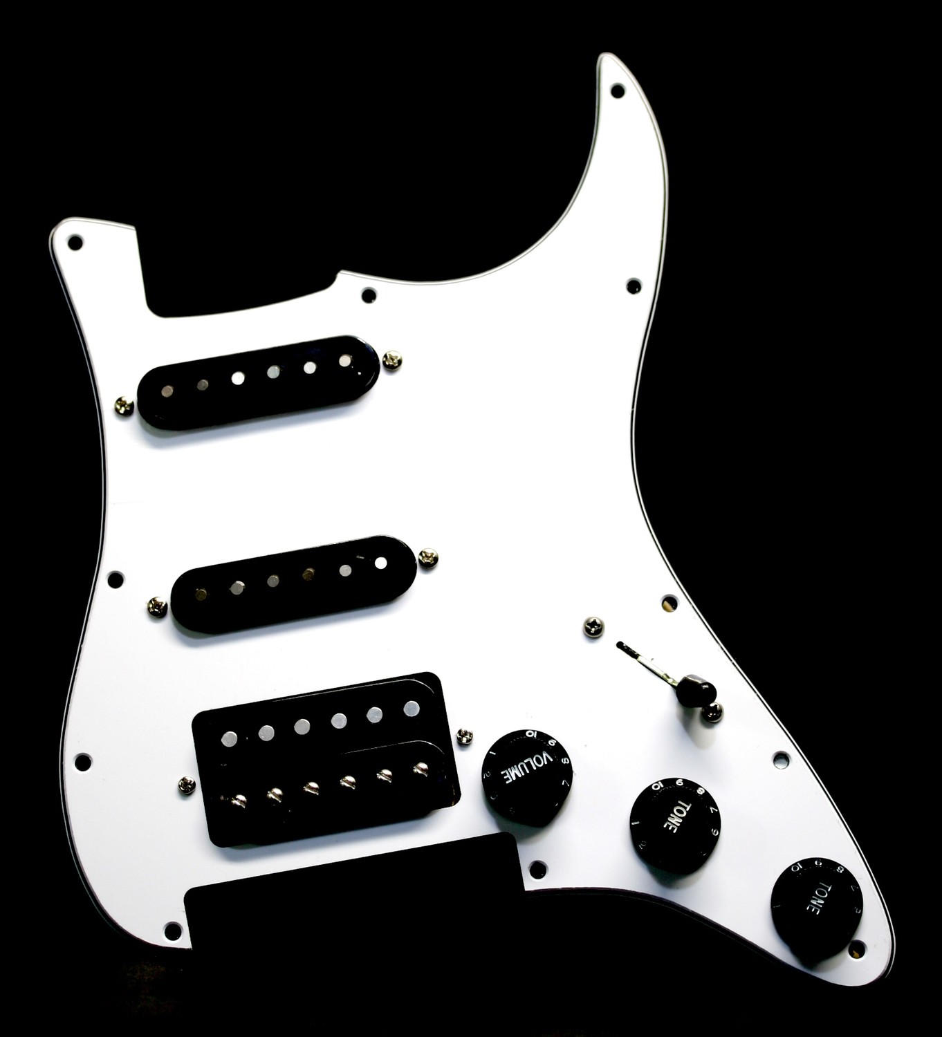 Pre Wired Fully Loaded Strat SSS Black 3ply Pickguard
