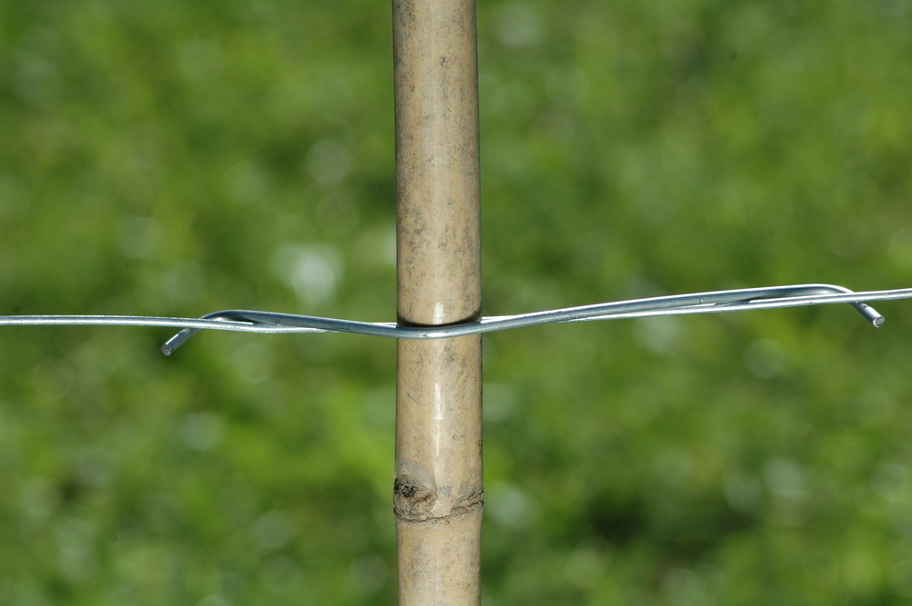 Pole Clips and Wire Tie - Shop