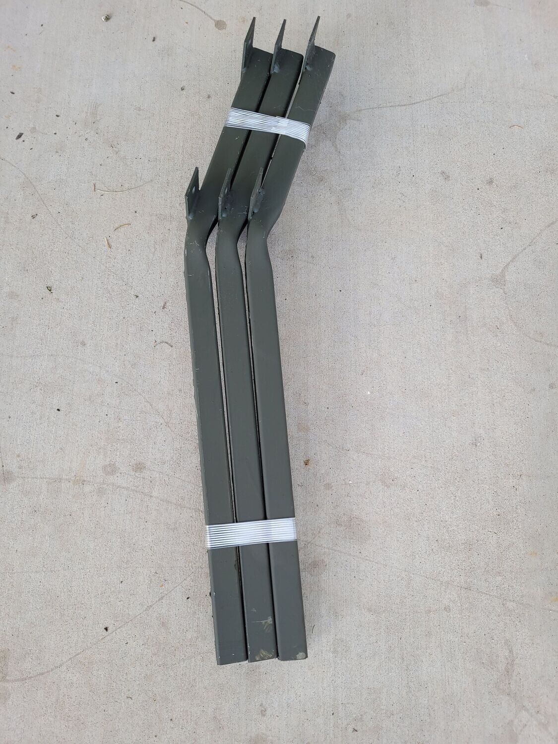 STUB LEGS/LEG BRACKETS Set of 3 with Grade 5 Bolts Galvanized Steel ...