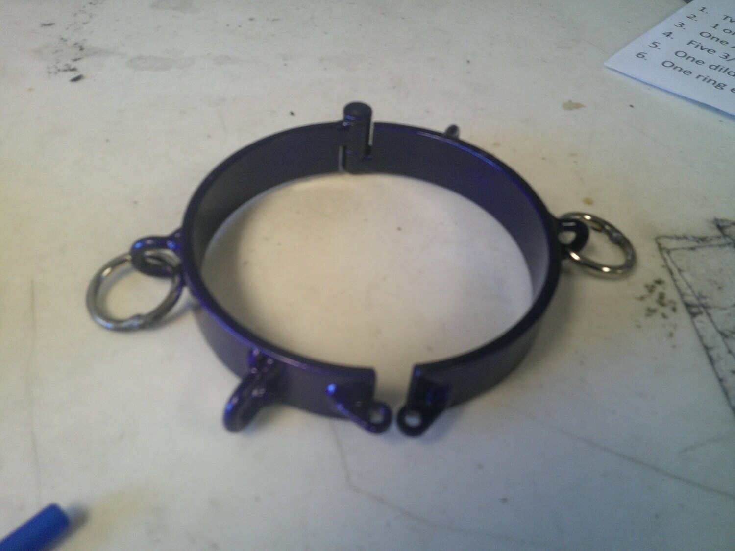Simple Elegance Collar 1" Wide Dungeon Irons, Metal Restraints