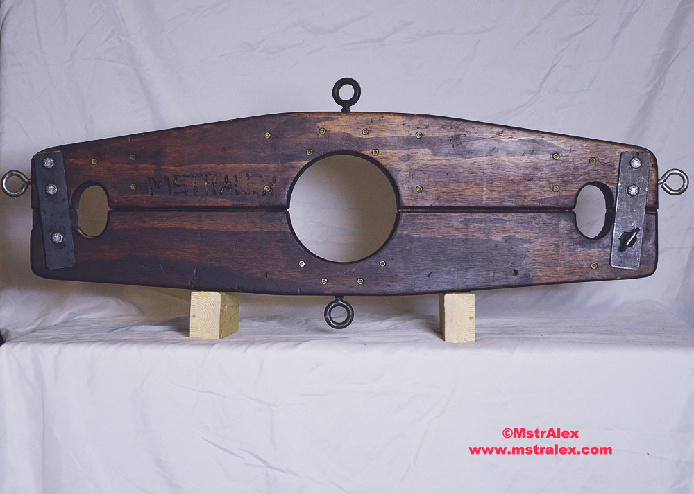 Master Alex Wood Yoke