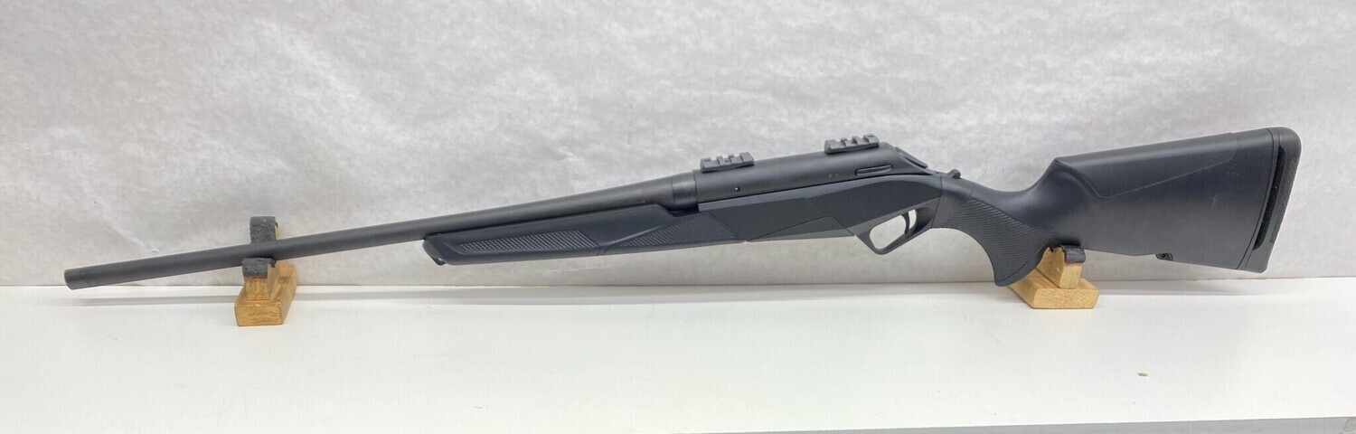 UG-17925 Benelli Lupo bolt action rifle, 243 Win. less than 20 rounds ...