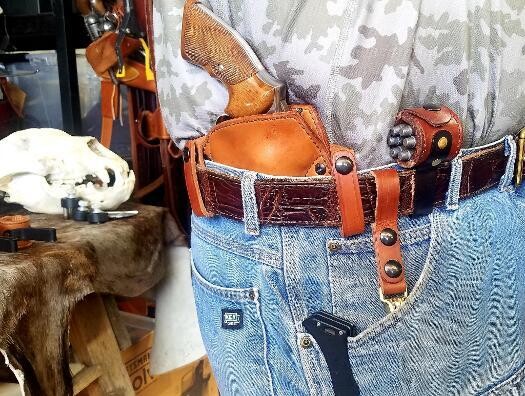 Sidewinder Speedloader/ Moon Clip Pouch - Store - Simply Rugged Holsters