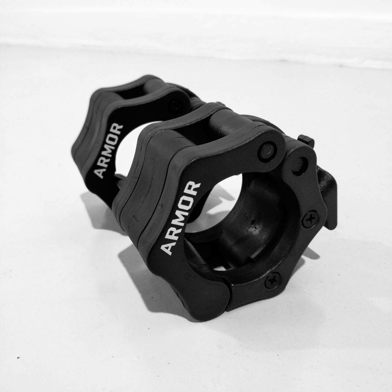 ARMOR LOCK-JAW COLLARS