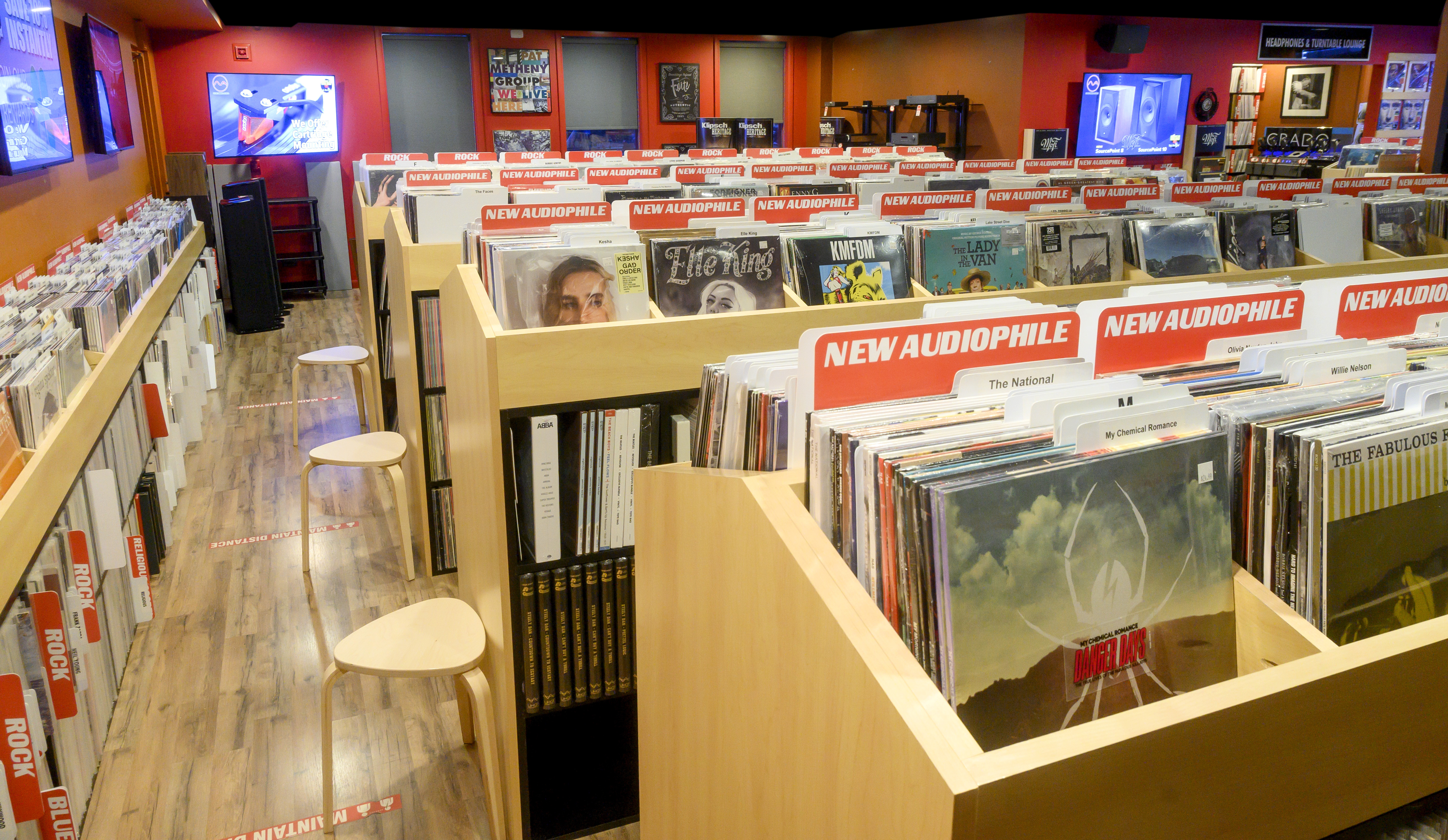 Vinyl Records & CDs - Store - Music To My Ear