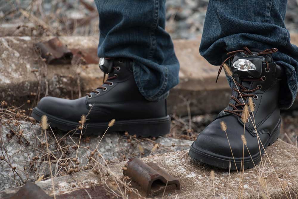 LED Boots Light The Way | GearJunkie