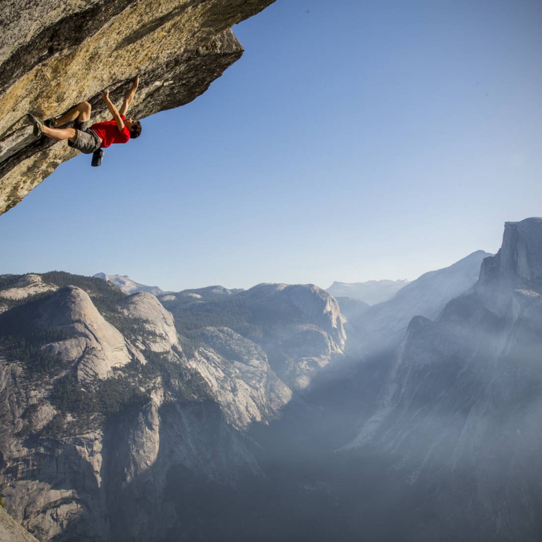 Alex Honnold Free Solo Climbs El Capitan | GearJunkie