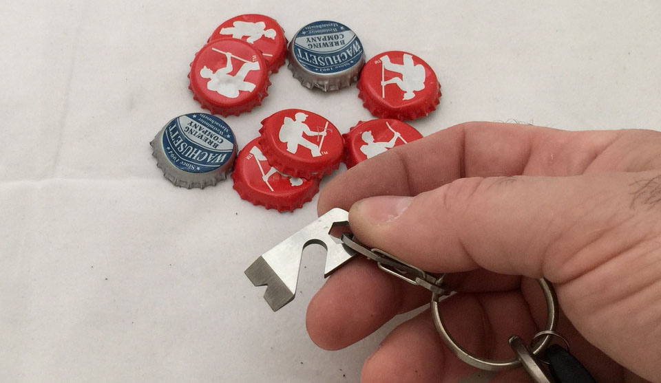 'Fly Pry' Tool Hangs On Zipper | GearJunkie