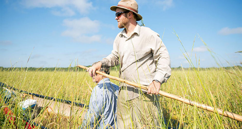 Natural Grains: Watch Canoe Harvest Of Minnesota Wild Rice | GearJunkie