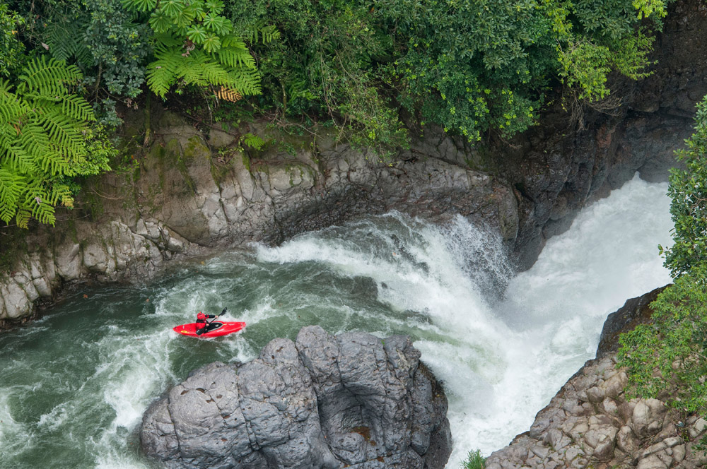 'Chasing Niagara' Film Features Waterfall Hucks Around Planet | GearJunkie