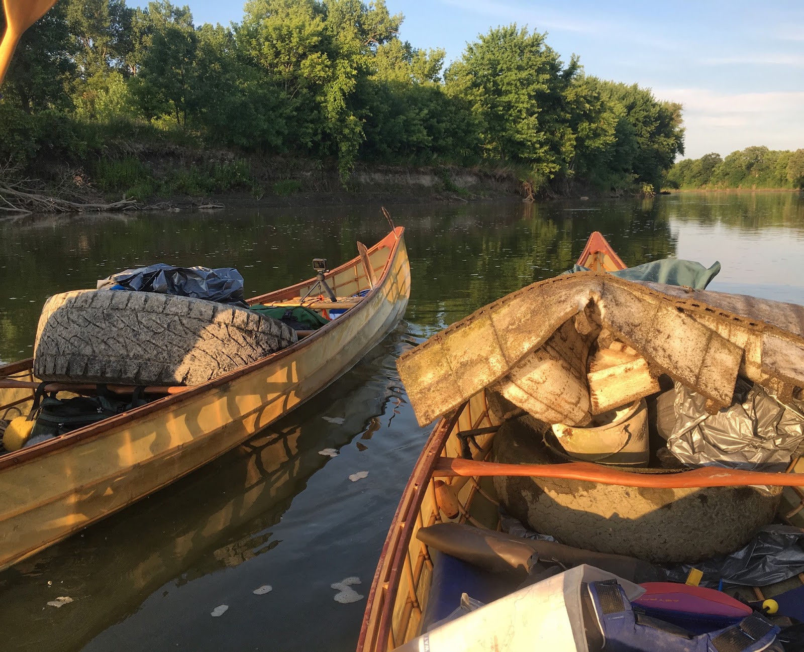 Meet The Skin-On-Frame Canoe Cleaning Midwestern Rivers | GearJunkie