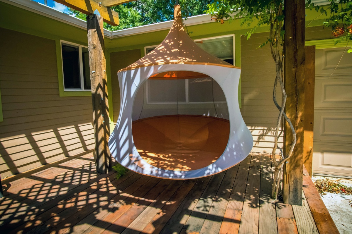 All-Mesh Treepod Offers Airy New Way to Hang | GearJunkie
