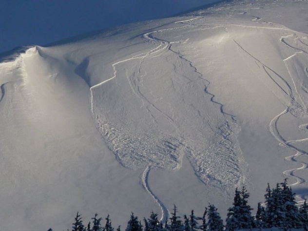 Avalanches: Basic Safety Tips for Beginners | GearJunkie