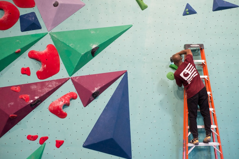 New US Climbing Experience: MN Gym To Use 'No Grip' Holds | GearJunkie