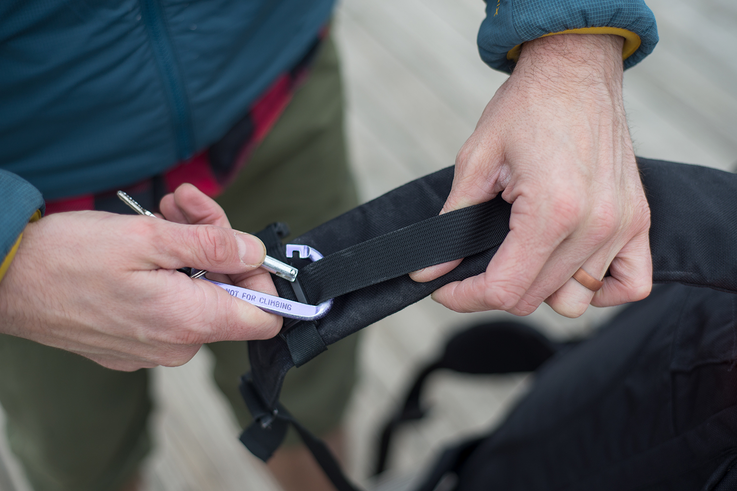 Paddle to Pedal: Do-All Portage Pack Doubles as Messenger Bag | GearJunkie