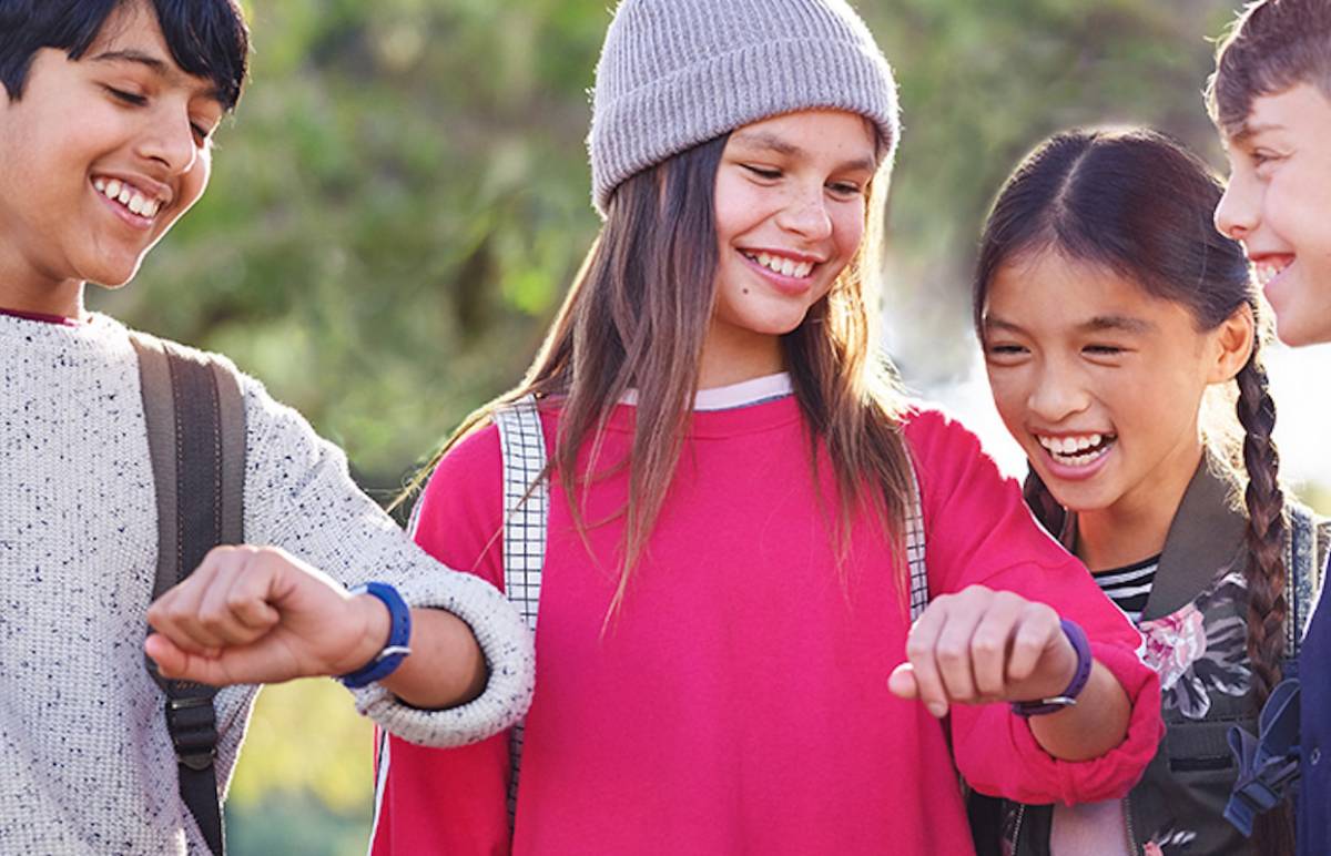 Kids' Fitbit Completes Family Fitness Watch Package | GearJunkie