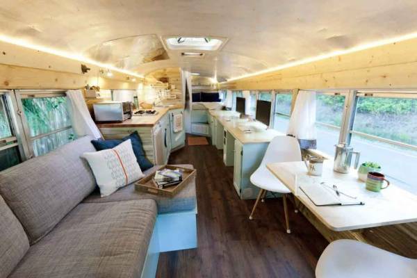 Couple Begins Yearlong National Park Road Trip in School Bus | GearJunkie