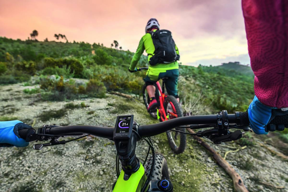 Bosch Kiox Onboard Computer for E-Bikers Who Actually Train on Them ...