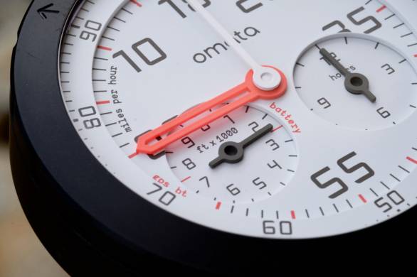 The 'Omata One' Is a Retro Speedometer for Your Bike: Review | GearJunkie
