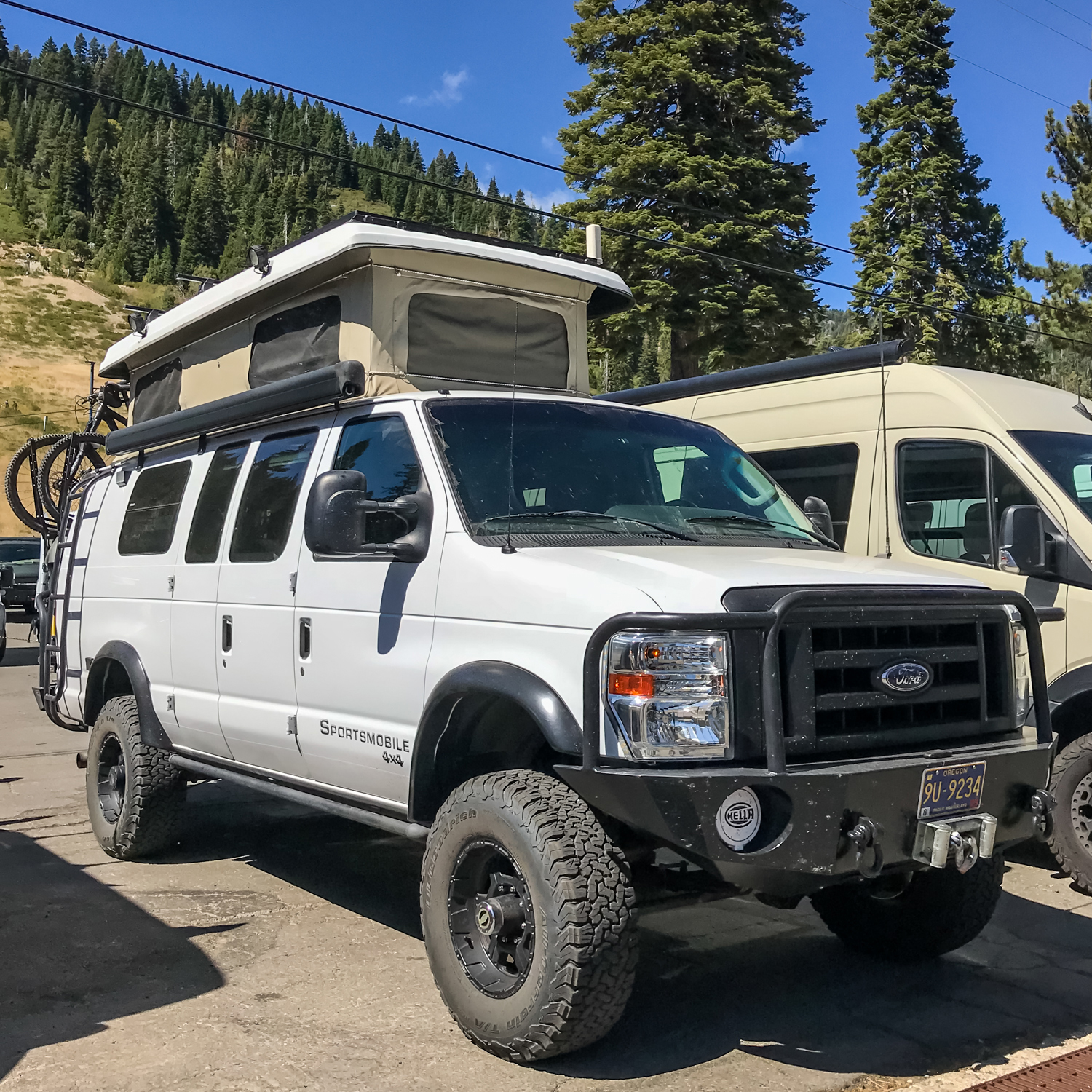 2018 Adventure Van Expo: Rowdy Builds for Life Off Road | GearJunkie
