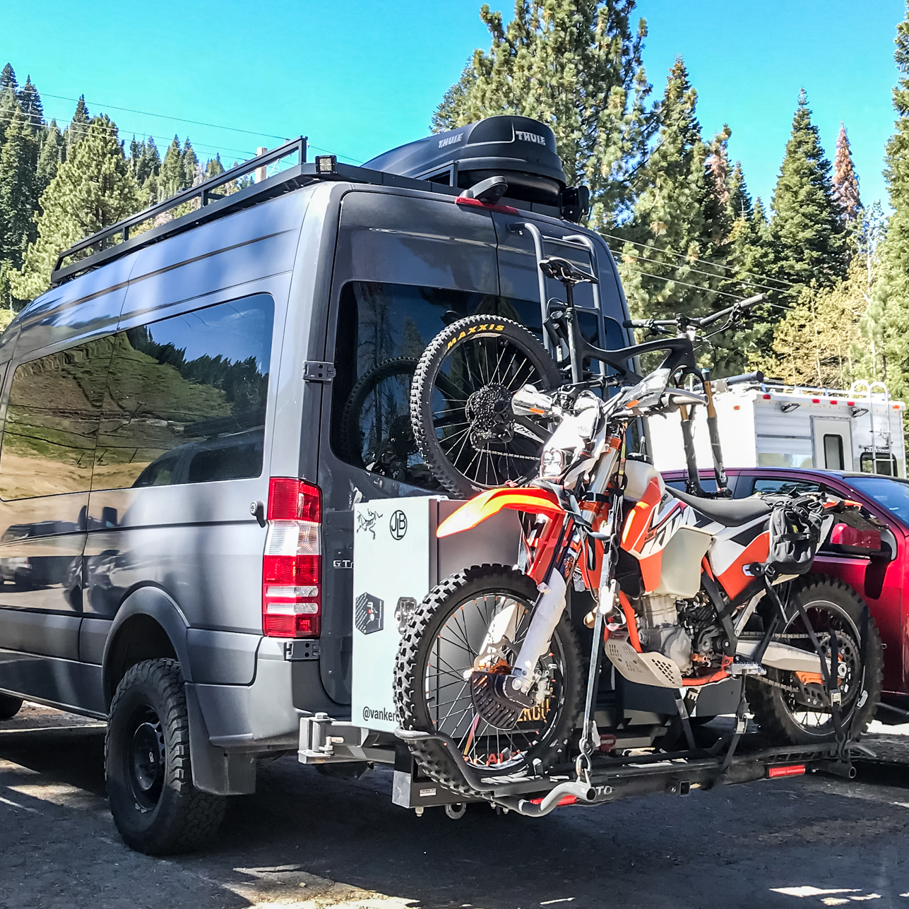 2018 Adventure Van Expo: Rowdy Builds for Life Off Road | GearJunkie