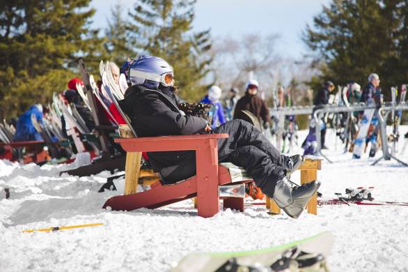 Slope Chauffeur: Liftopia Offers Bus Service for Skiers | GearJunkie