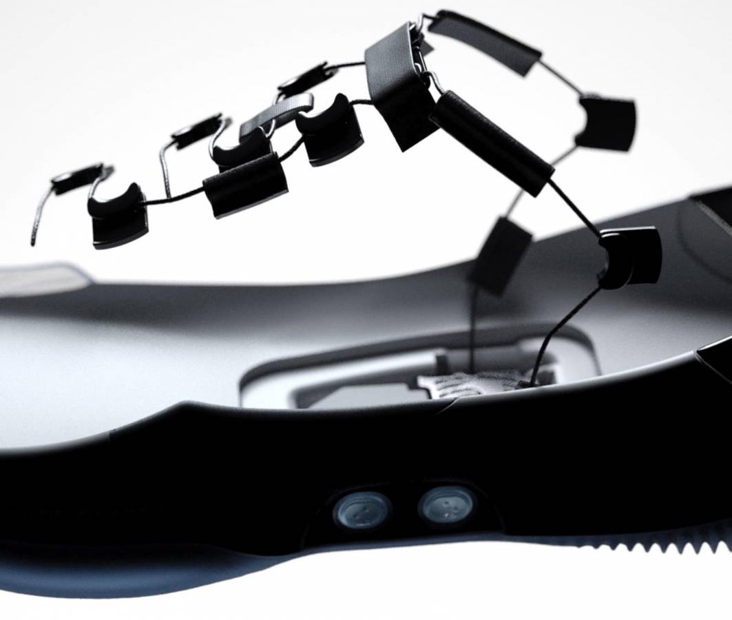 Nike Adapt Self-Lacing System Adjusts Shoe Tightness Continually With ...