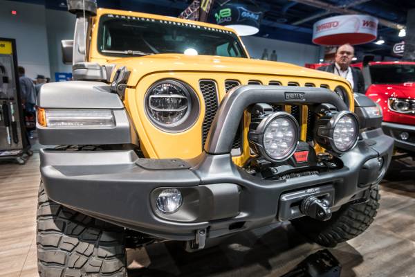 Jeep Wrangler JL: Top Off-Road Parts to Upgrade Your Ride | GearJunkie